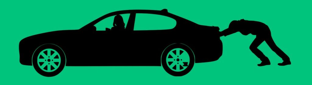 Auto anschieben bei leerer Batterie | 5 Tipps zum Anrollen in der ...