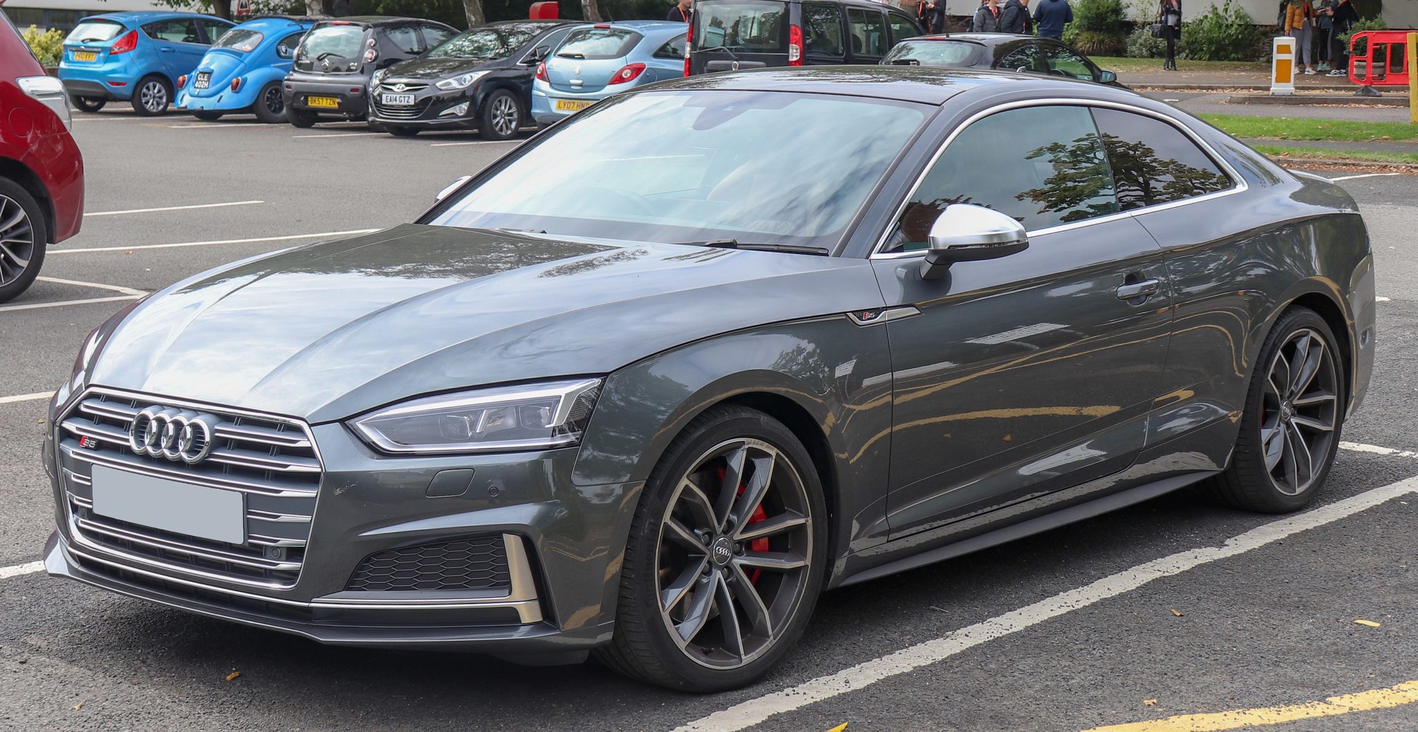 Audi A5 Ölwechsel | Kosten, Intervalle, Motoröle & Anleitung (für alle ...